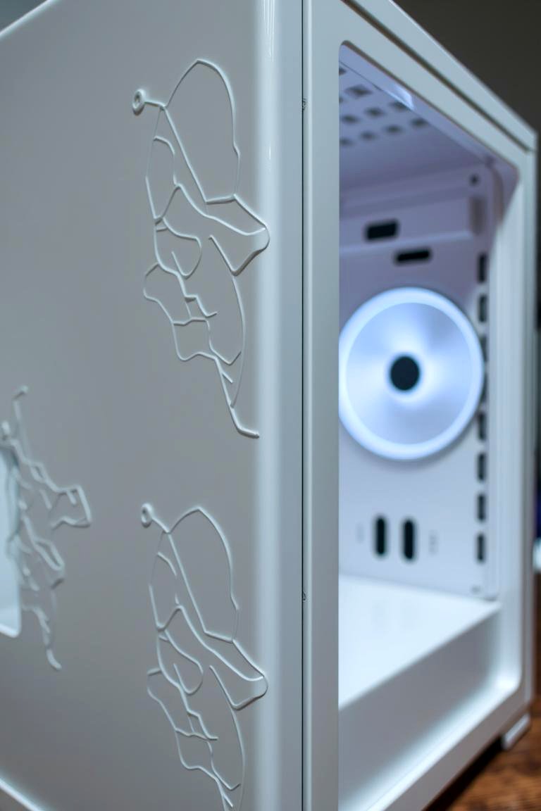 22 All White Gaming Setup Ideas for a Sleek Modern Look - Lost At E Minor